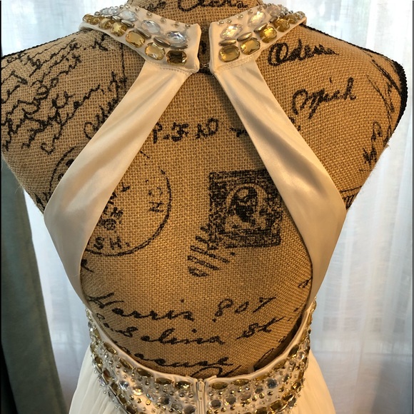 Sequin Hearts | Dresses | White Formal Gown | Poshmark